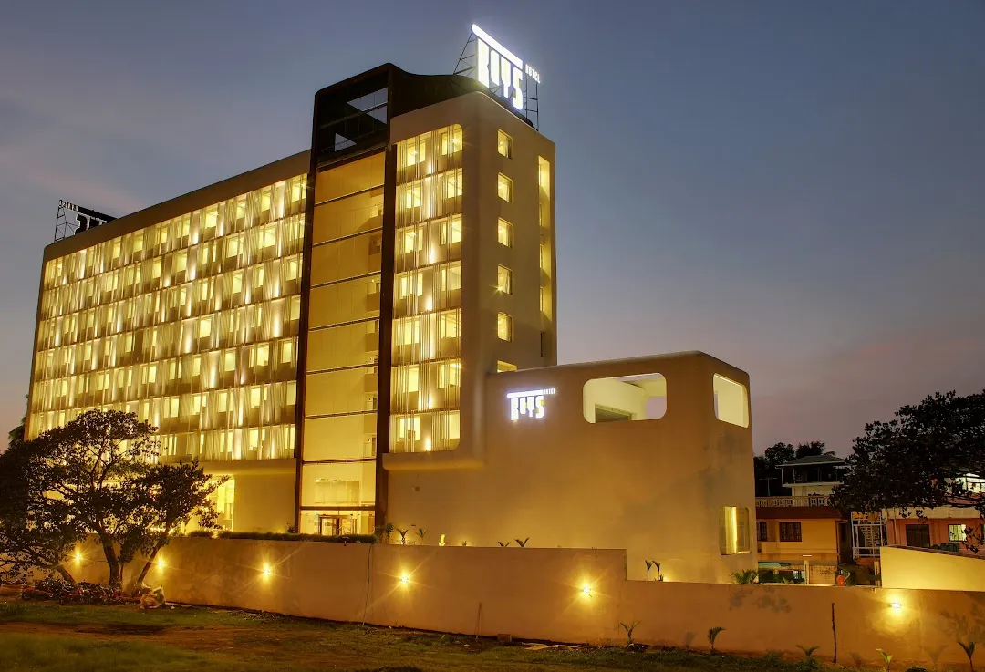 Riviera Suites - Reviews, Phone, Address, Images