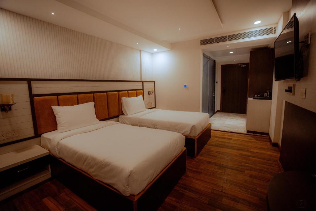 Royal Ritz Resort - Reviews, Phone, Address, Images