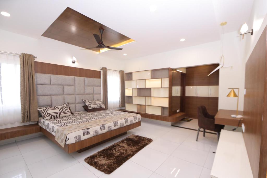 VRR Astoria Resort & Convention Center - Reviews, Phone, Address, Images