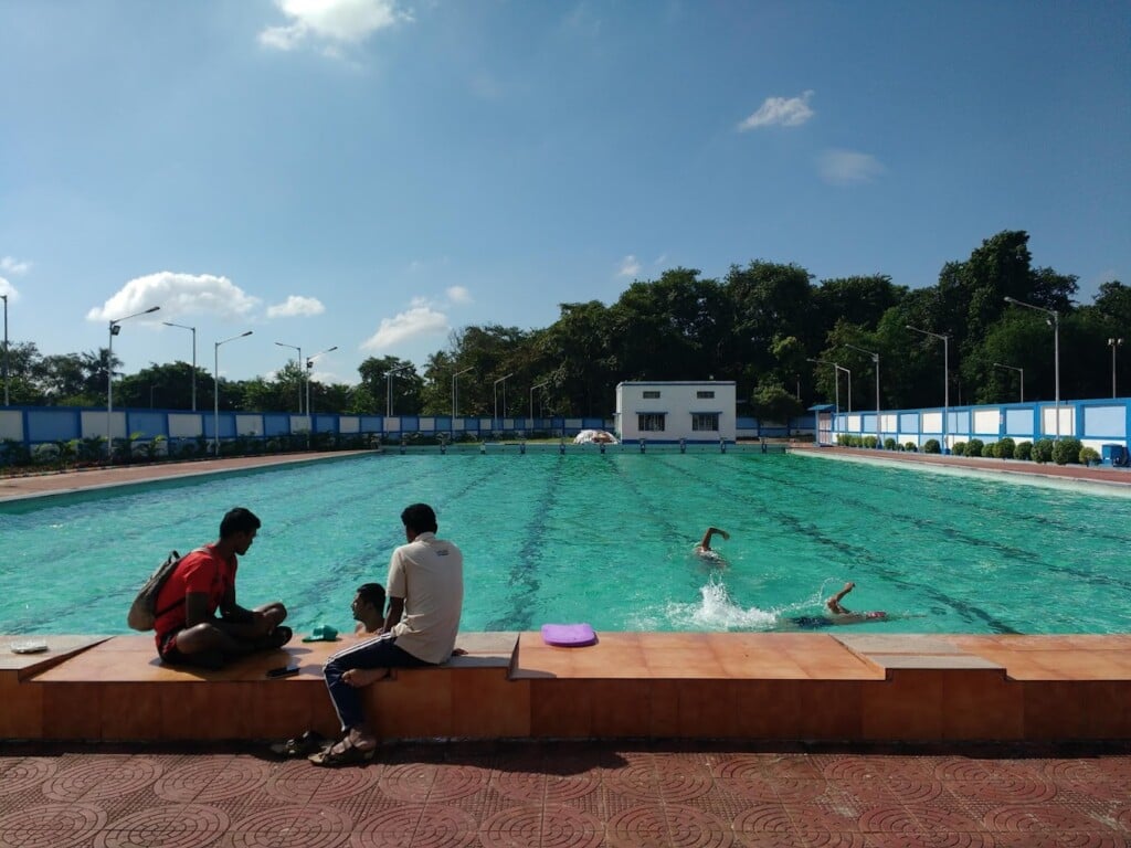 Central Park Swimming Pool - Reviews - Phone No. - Address - Lentlo.com