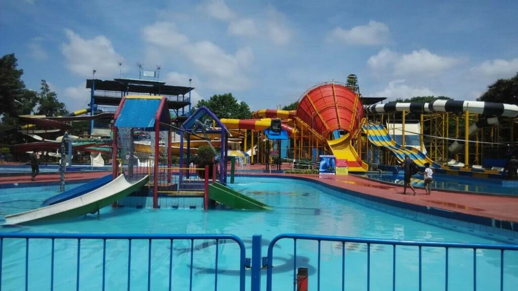 Funworld water park - Reviews - Phone No. - Address - Lentlo.com