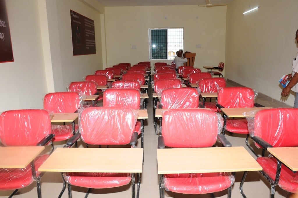 Pragnya IAS - Top & Best IAS Coaching - Degree with IAS - Inter with ...