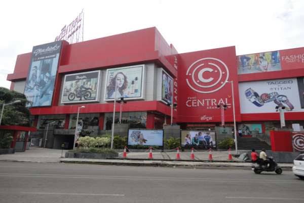 Reliance Centro - Reviews, Phone, Address, Images