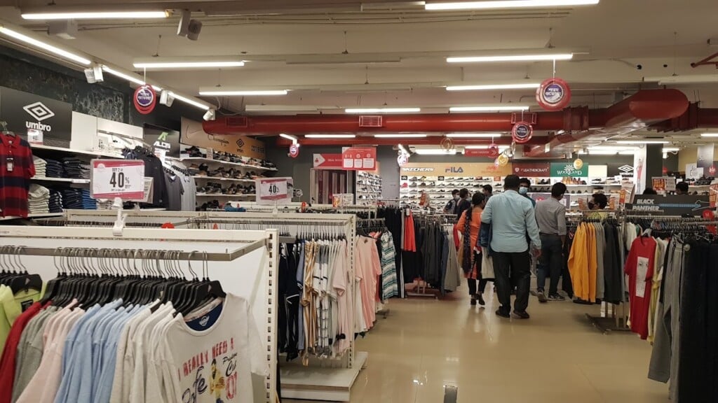 Reliance Fashion Factory Chinar Park - Reviews, Phone, Address, Images