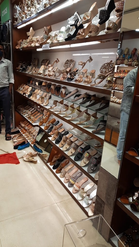 D'shoe Lounge - Shoe Store - Reviews, Phone, Address, Images