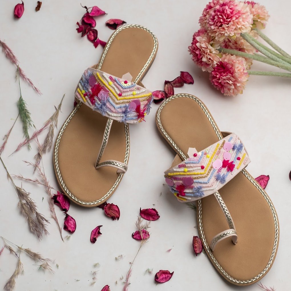 Feetoes Shoes-DT Mega Mall - Reviews, Phone, Address, Images