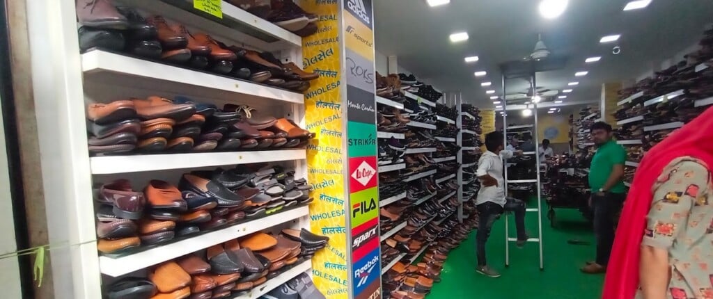 Paduka shoes - best shoe shop in Thane - Reviews, Phone, Address, Images