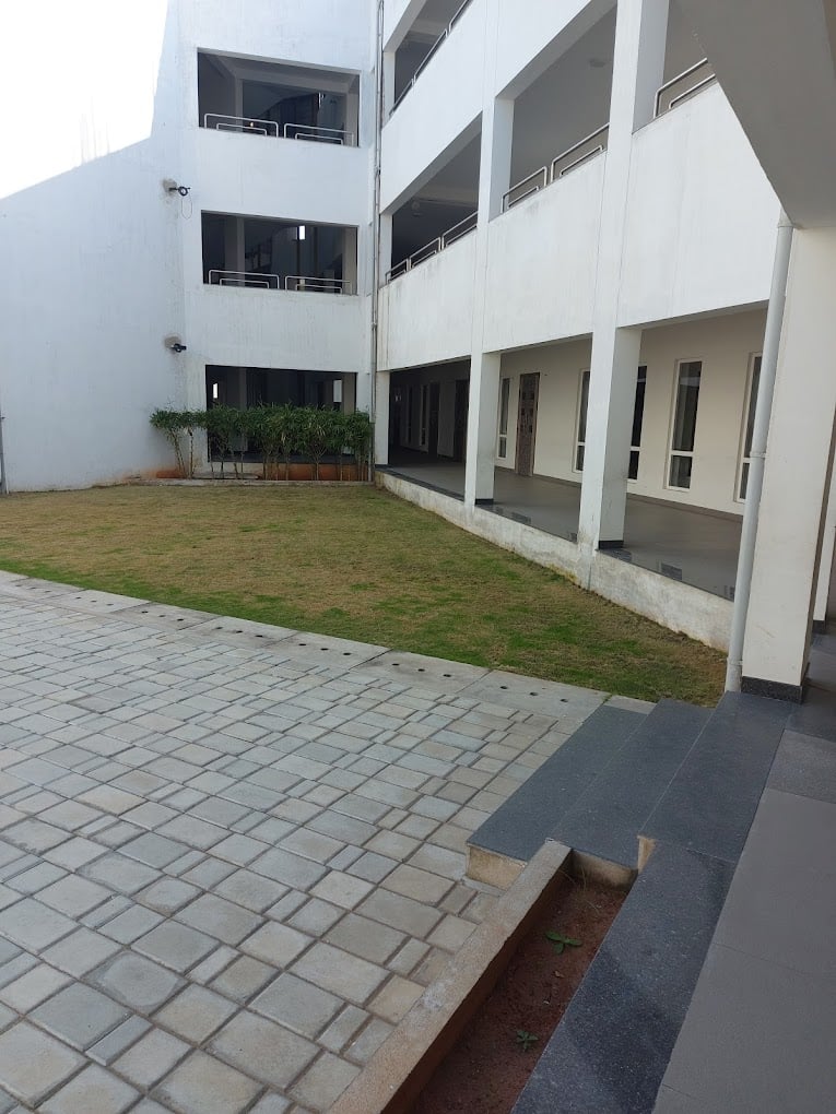 SRV PUBLIC SCHOOL - Reviews, Phone, Address, Images