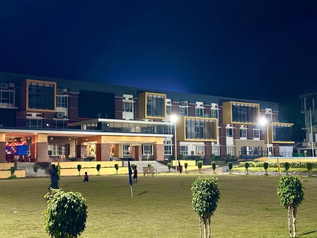 Shri Vidhya Mandhir (CBSE) - Reviews, Phone, Address, Images